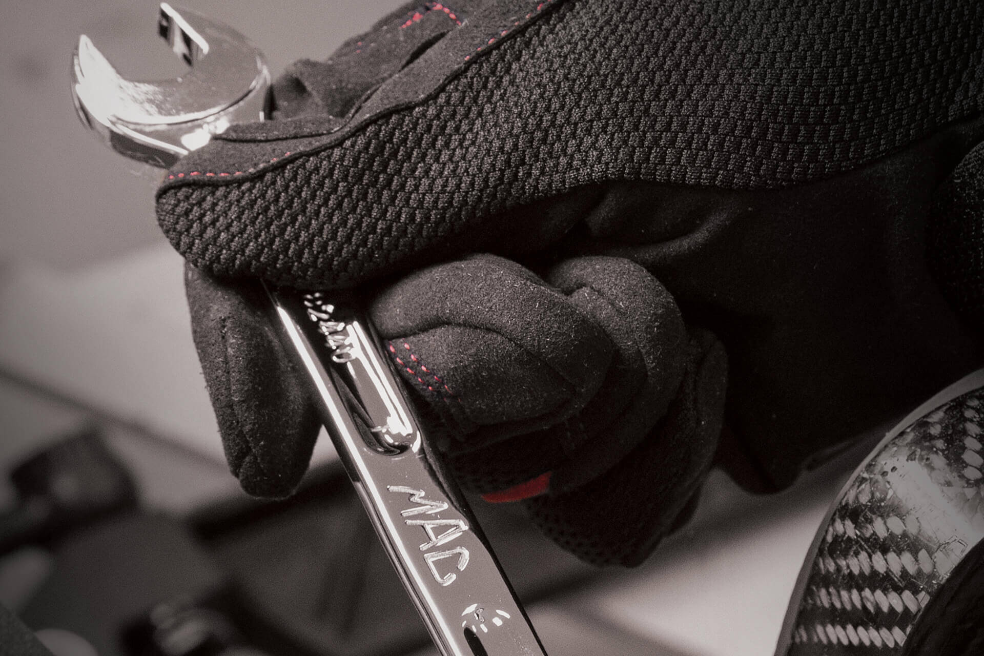 Contact Us | Mac Tools